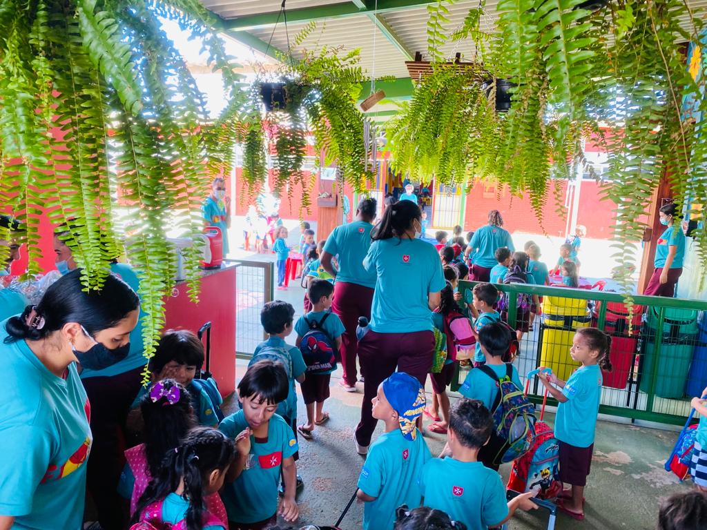 Passeio cheio de diversão e carinho ao parque da Creche Nossa Senhora ...