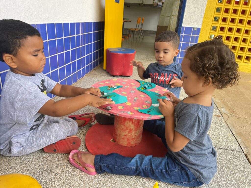 O lúdico desenvolvendo competências, aprender a conviver aprender a ...